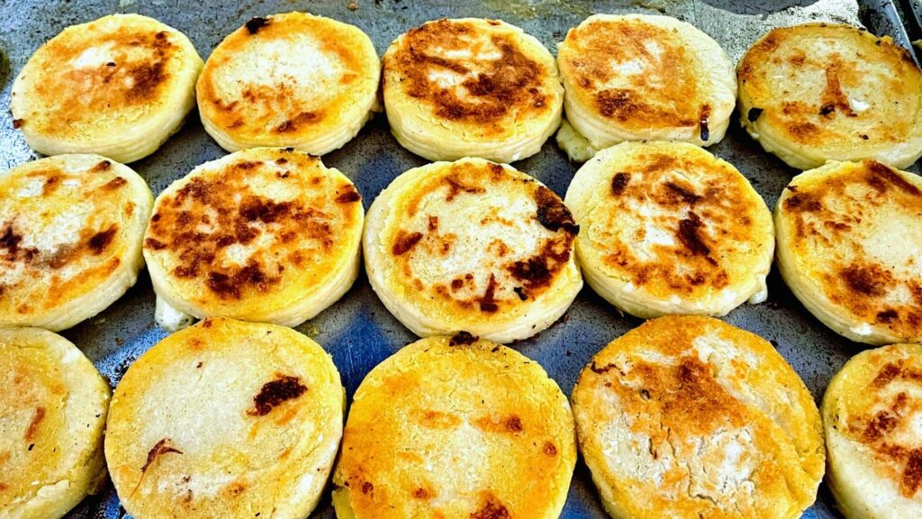 Colombia’s Arepas: the Snack That Sums up National Culture and Pride ...